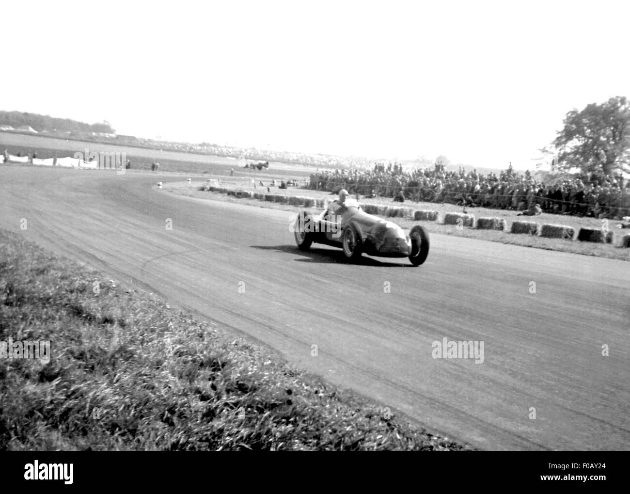 FARINA ALFA ROMEO 158 ABBEY CURVE British GP Silverstone 1950 Stock ...