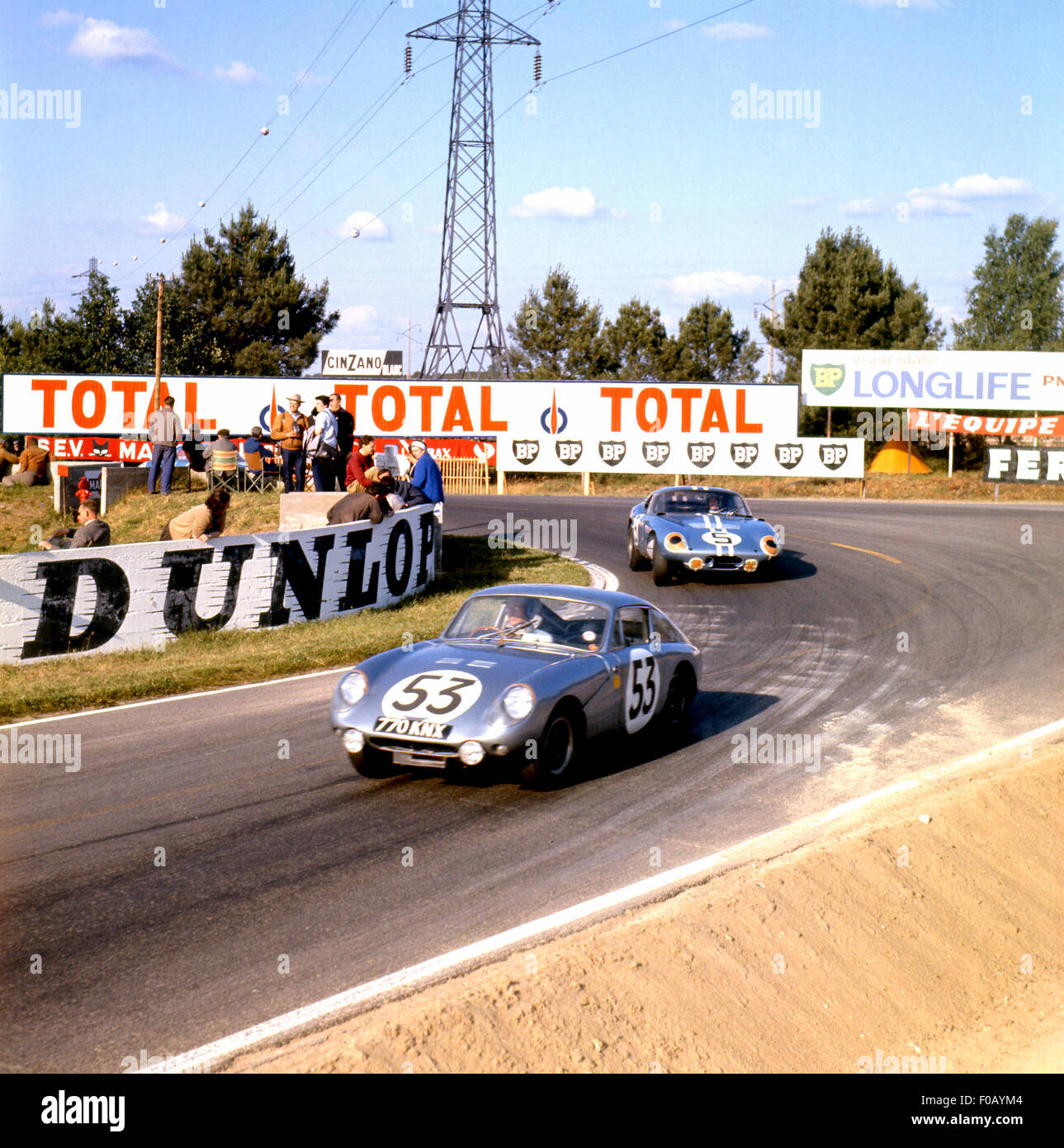 Le Mans 24 Hours 1964. No 53 Clive Baker,William Bradley - Austin-Healy ...