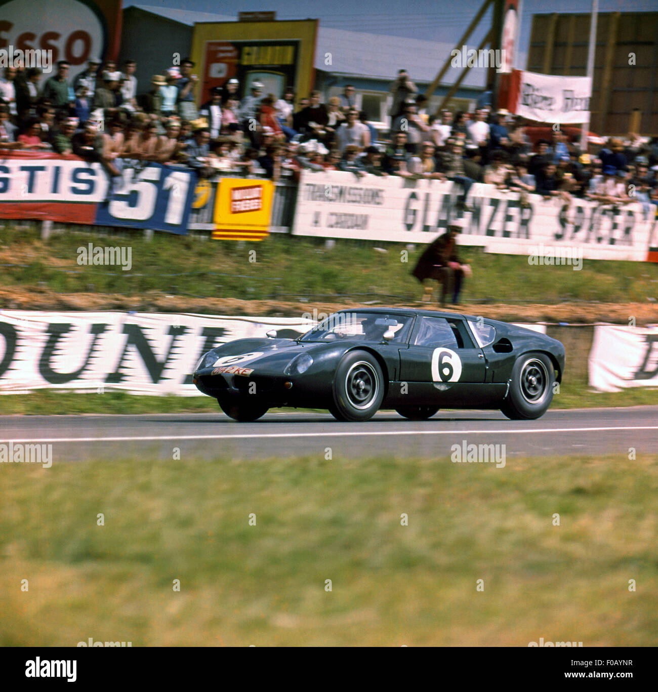 1963 le mans hi-res stock photography and images - Alamy
