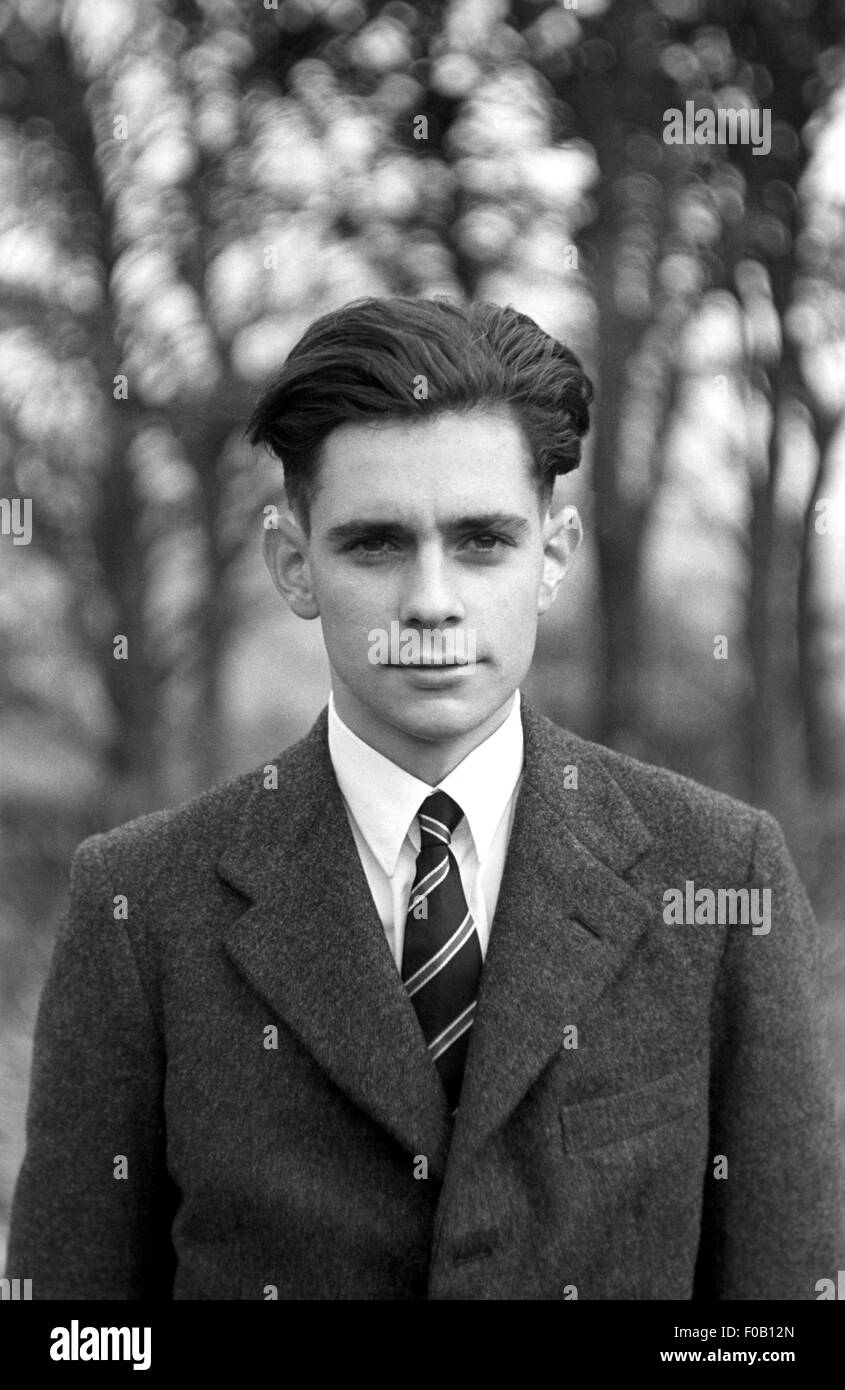 Man 1940s hi-res stock photography and images - Alamy