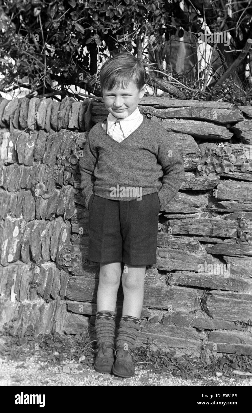 1940s boy in shorts hi-res stock photography and images - Alamy