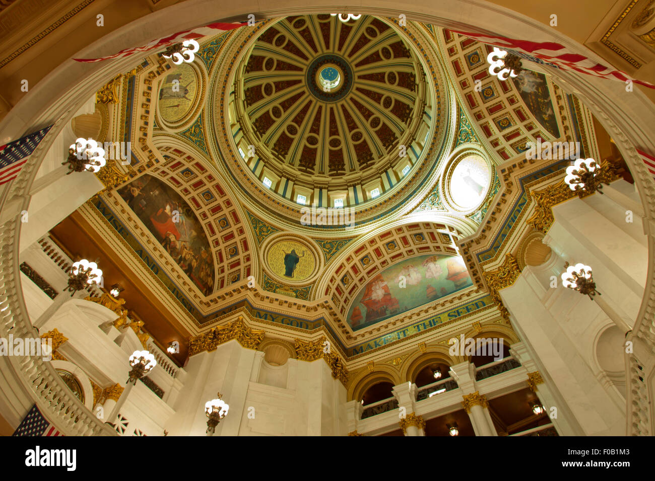 Capitol rotunda inside state building hi-res stock photography and ...
