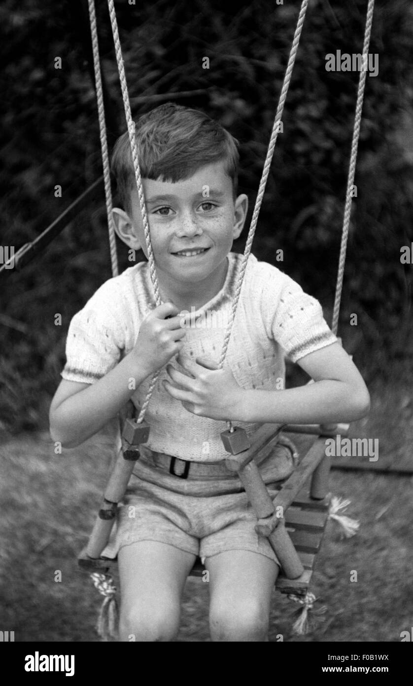1950s-child-portrait-boy-freckles-hi-res-stock-photography-and-images