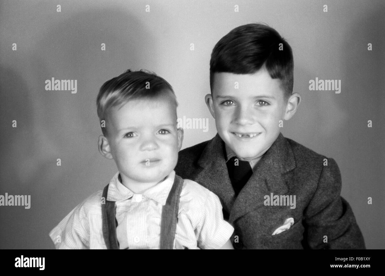 Two brothers 1940s hi-res stock photography and images - Alamy