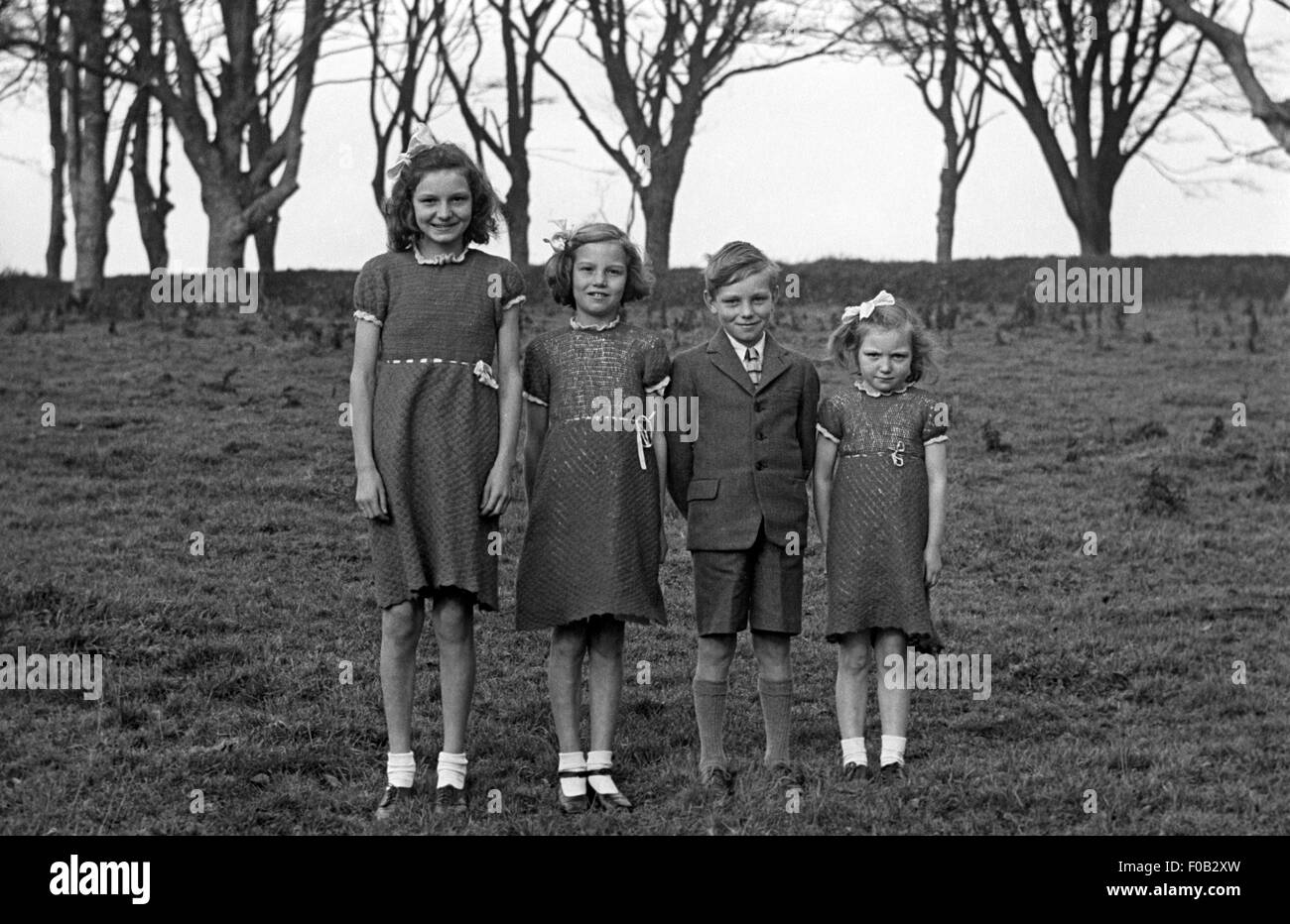 Line four 4 Black and White Stock Photos & Images - Alamy