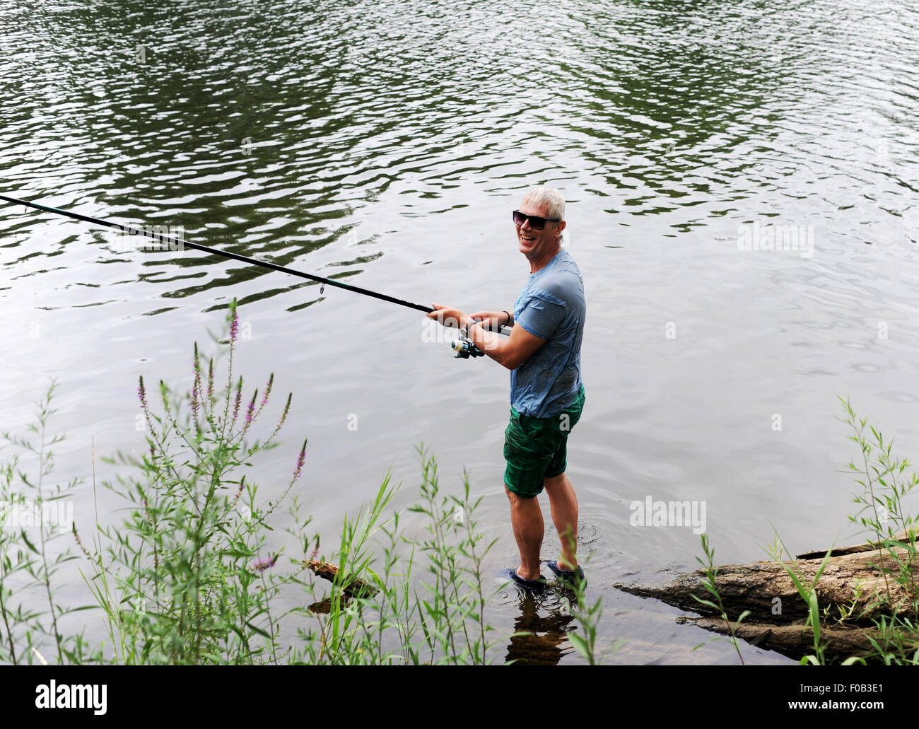 France heatwave fish hi-res stock photography and images - Alamy