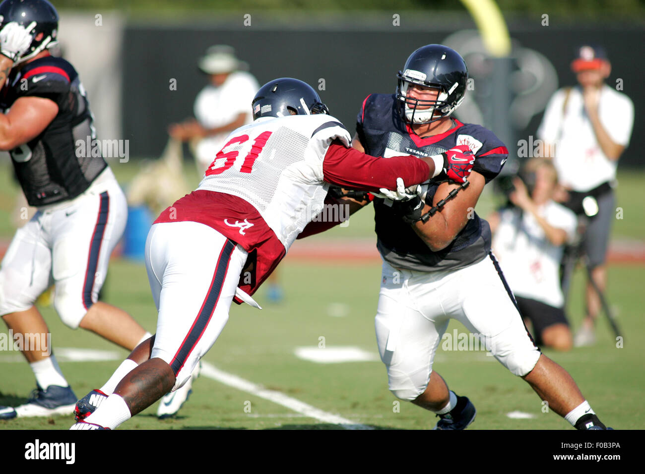 Houston, TX, USA. 11th Aug, 2015. Houston Texans guard Xavier Su'a-Filo ...