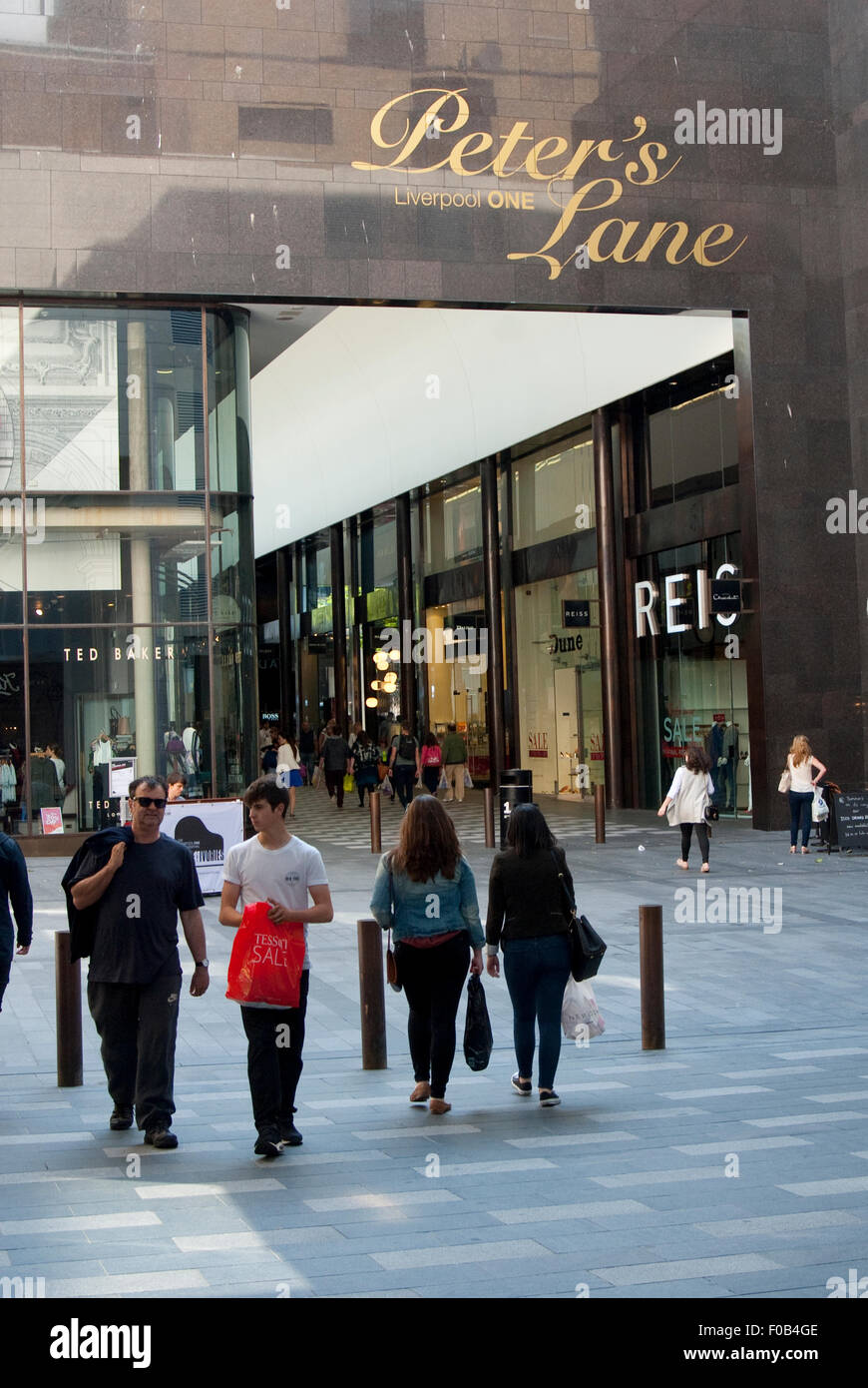 Liverpool lane hi-res stock photography and images - Alamy