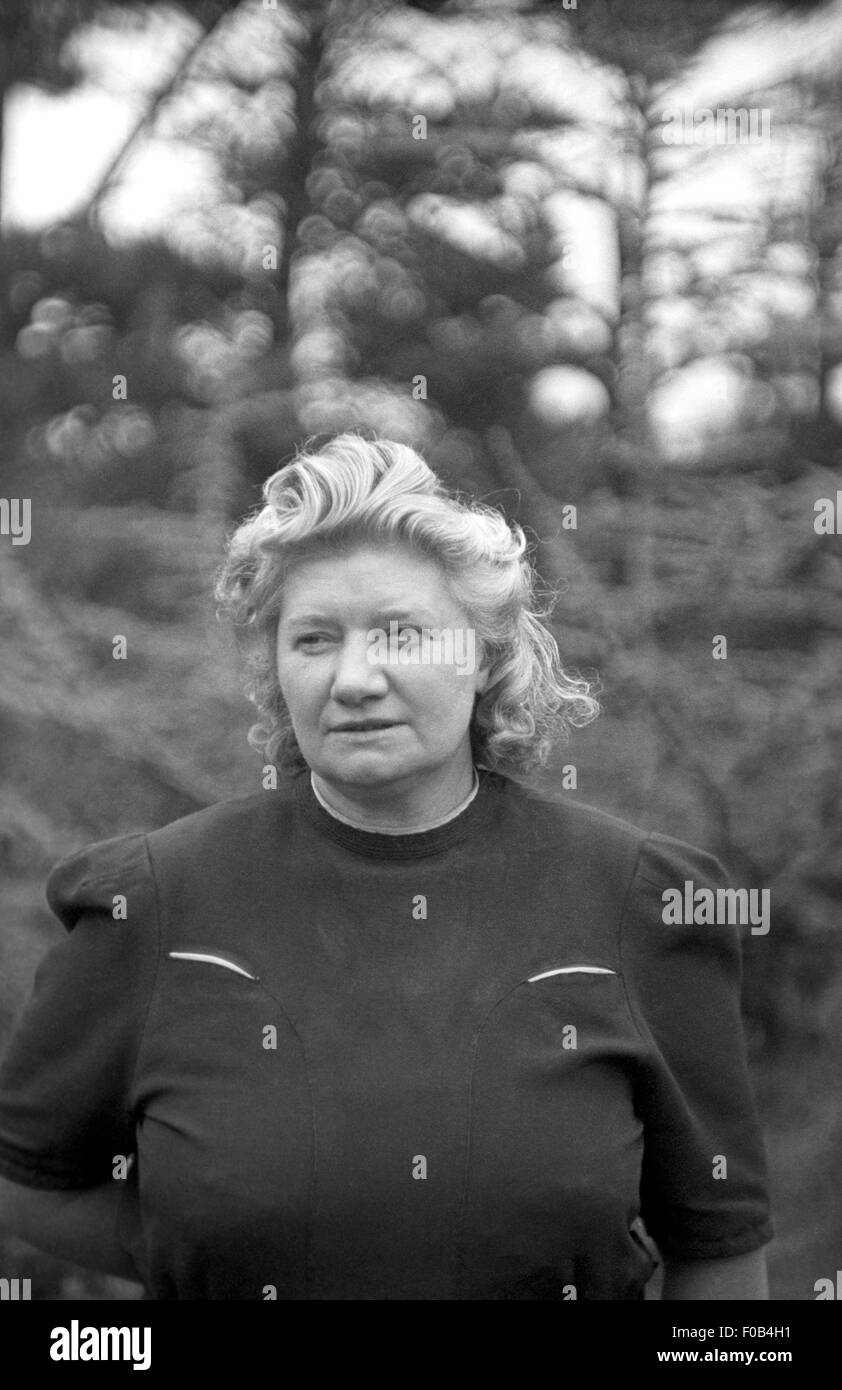 Back of woman Black and White Stock Photos & Images - Alamy