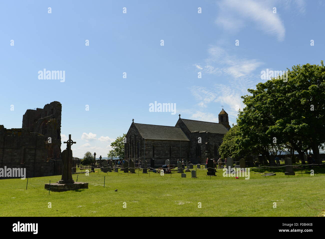 St aidan statue hi-res stock photography and images - Alamy