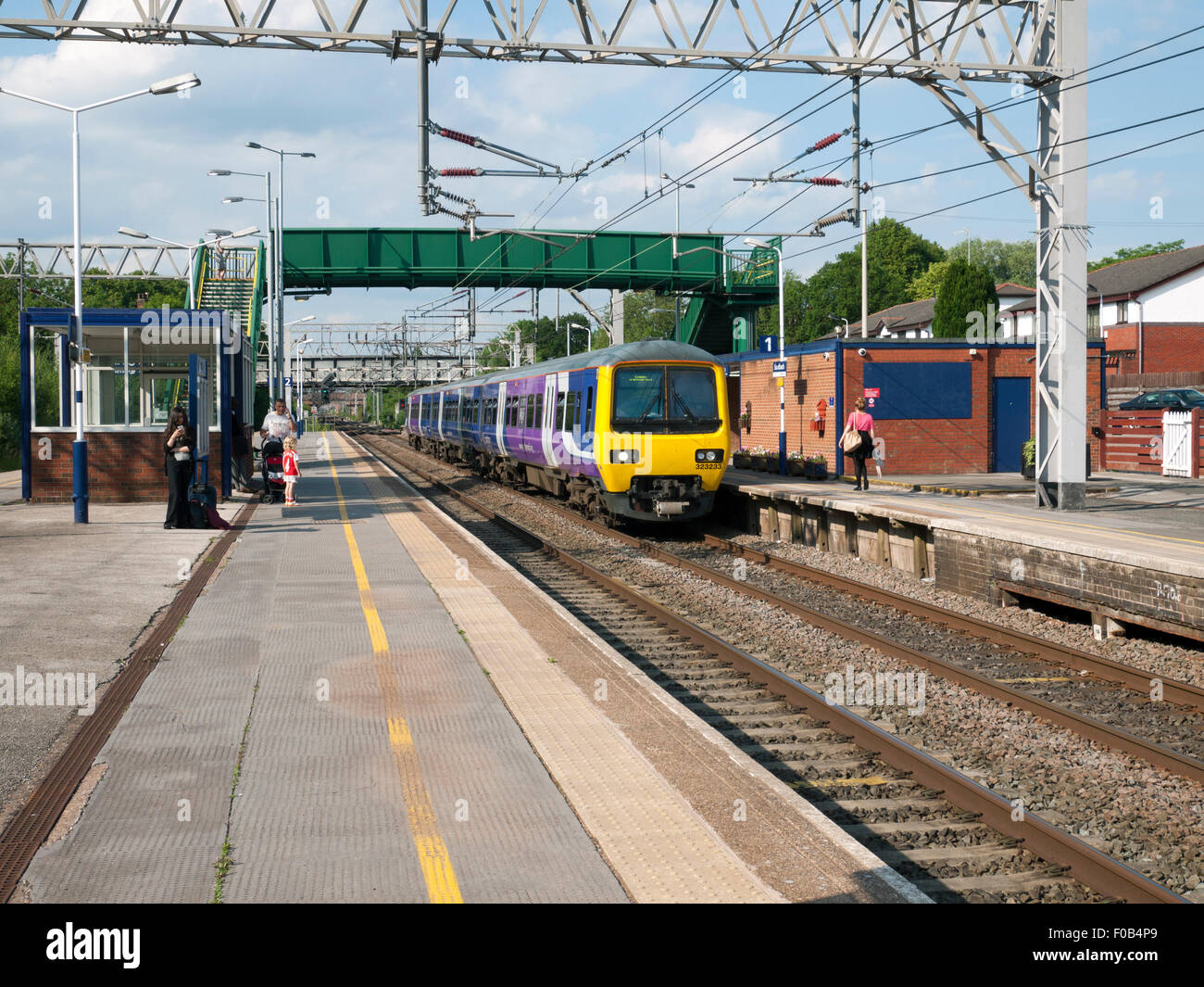 Sandbach train station hi-res stock photography and images - Alamy