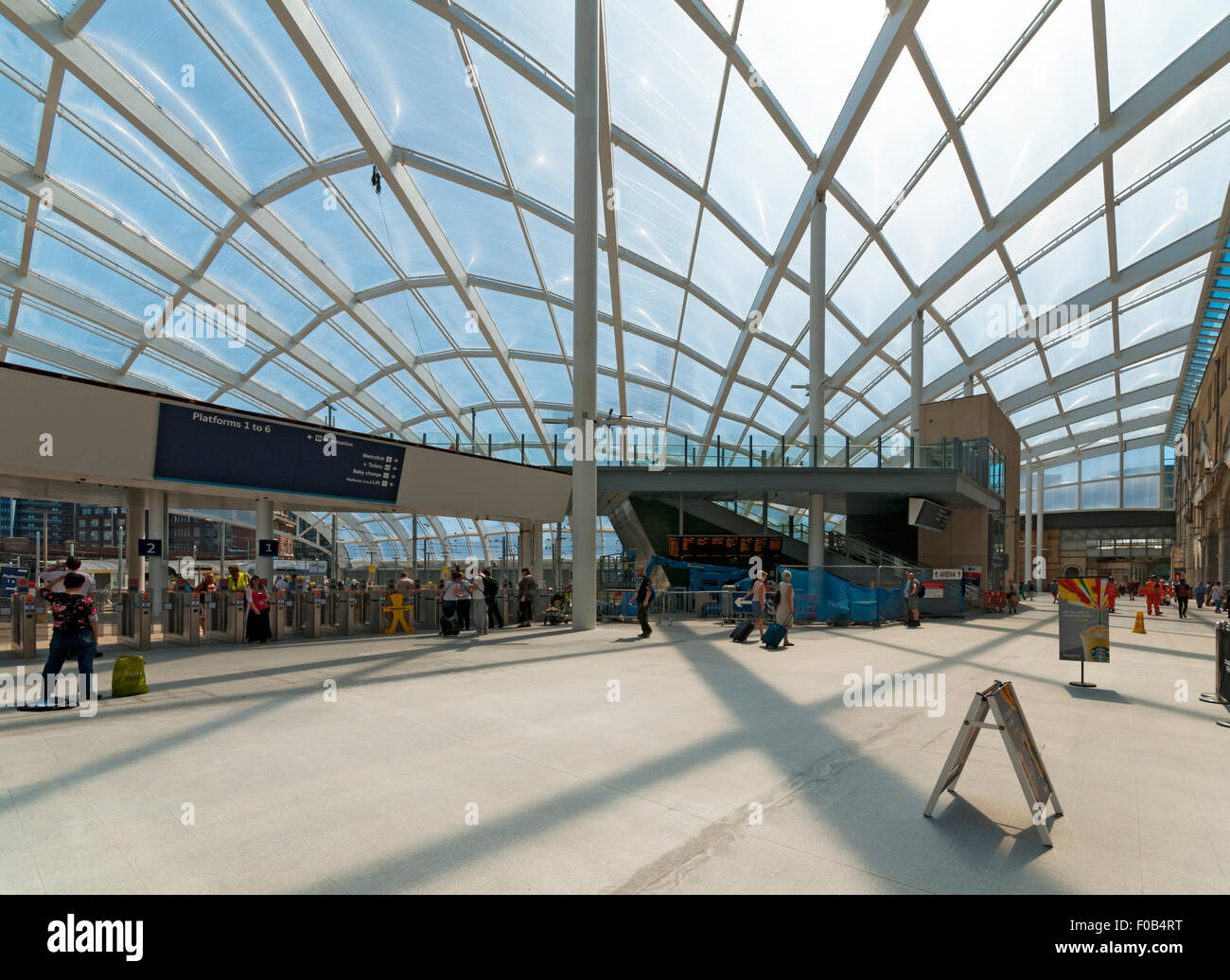 Main concourse and the new ETFE roof after redevelopment works ...