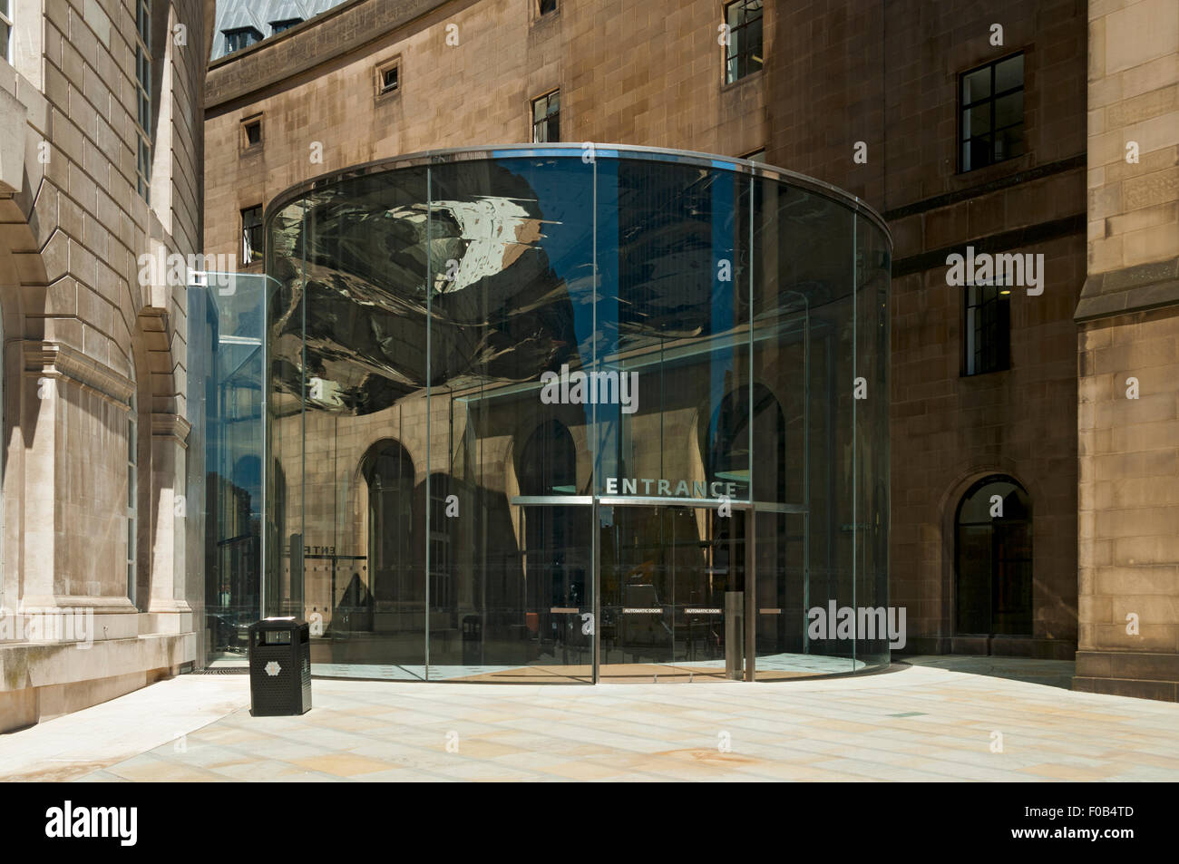 The glazed link entrance between the Town Hall and the Central Library ...