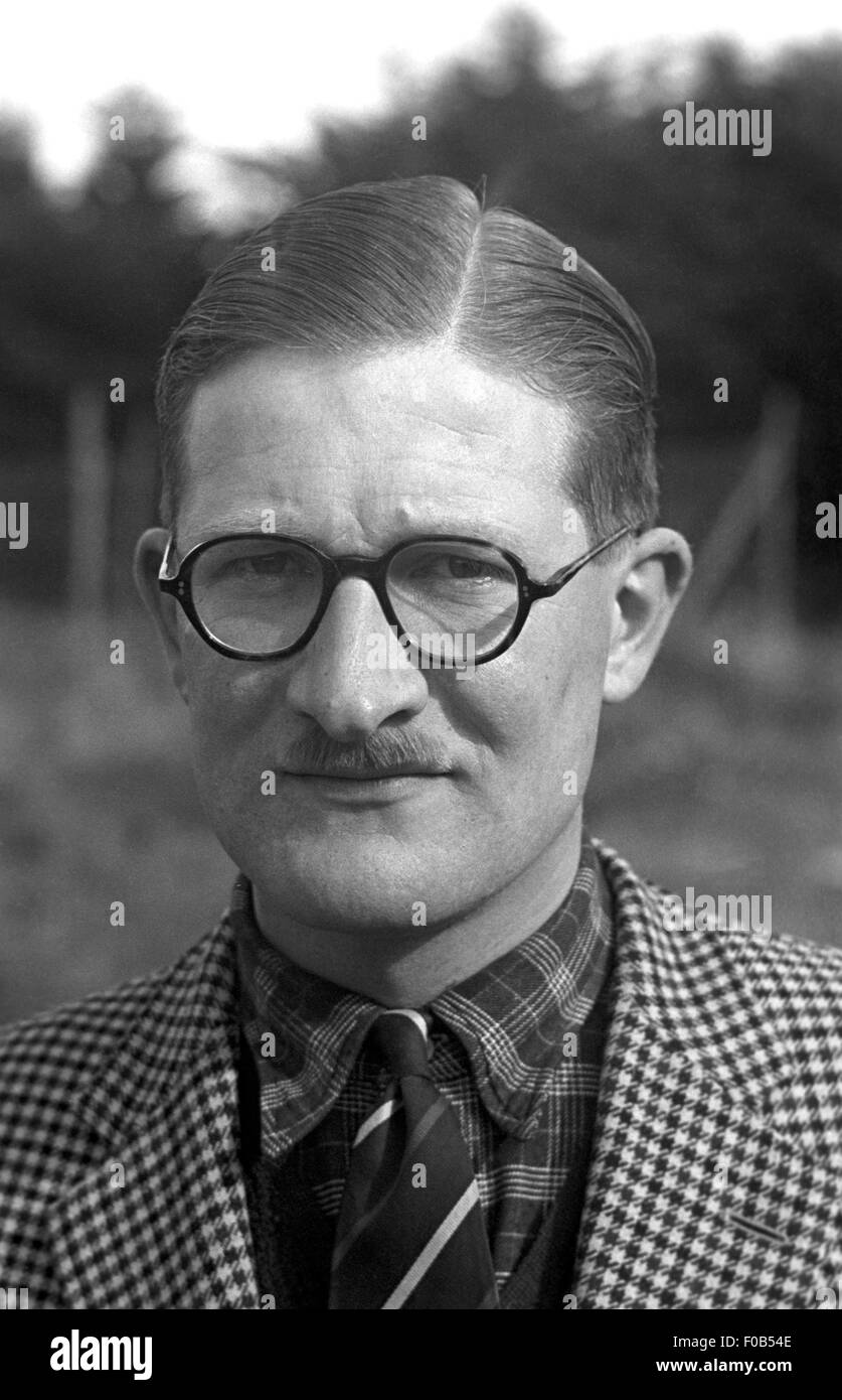 Middle aged man glasses Black and White Stock Photos & Images - Alamy