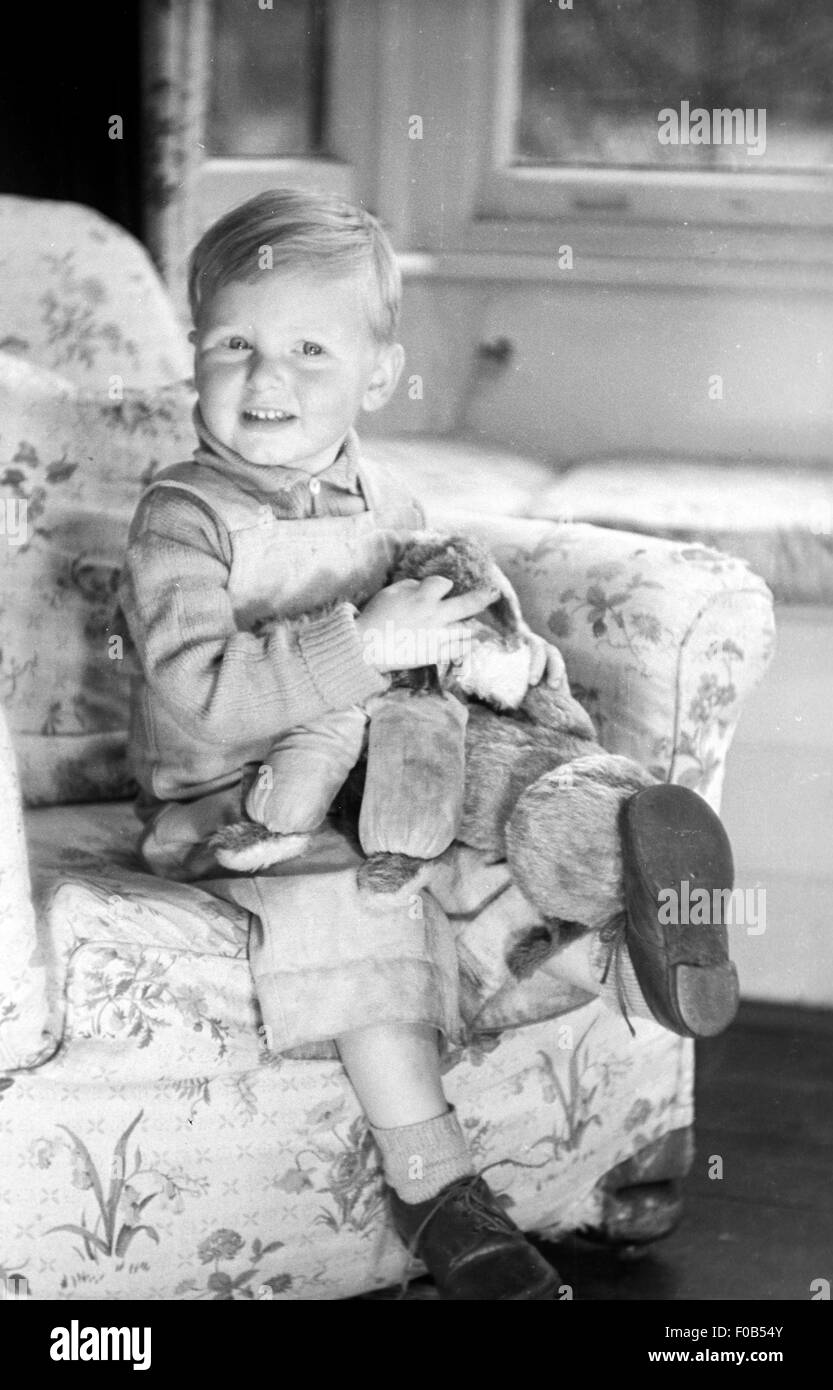 Floral portrait Black and White Stock Photos & Images - Alamy