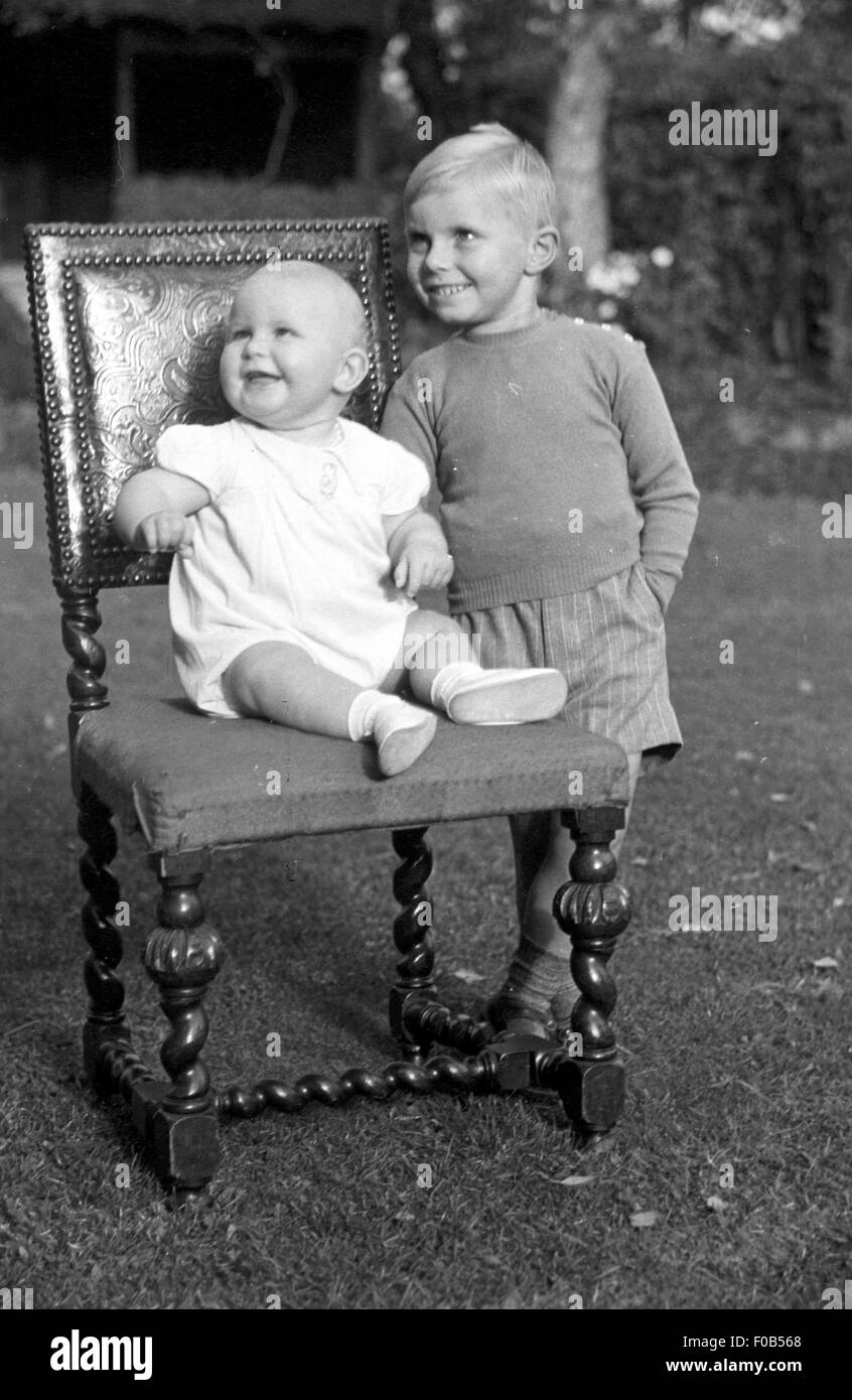 Baby boys 1940s Black and White Stock Photos & Images - Alamy