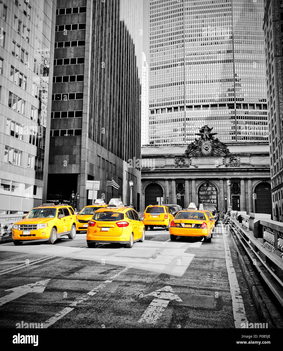Statue mercury grand central terminal hi-res stock photography and ...