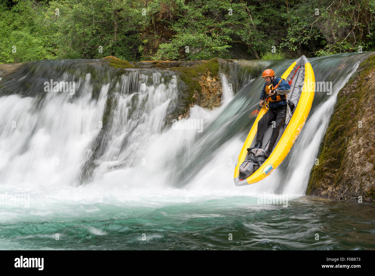 Willamette falls kayaking hi-res stock photography and images - Alamy