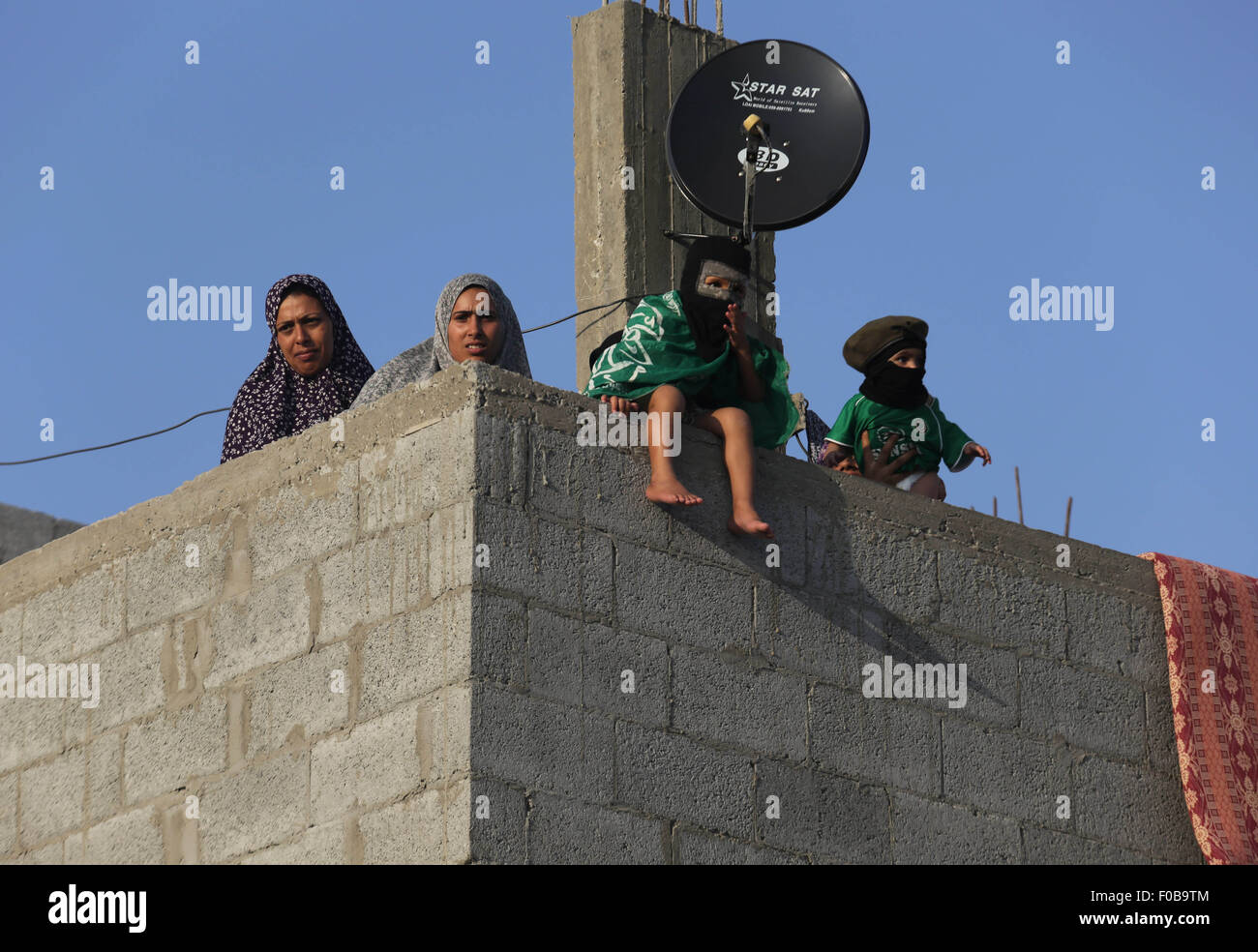 Beit Hanoun, The Gaza Strip, Palestine. 11th Aug, 2015. Palestinian ...
