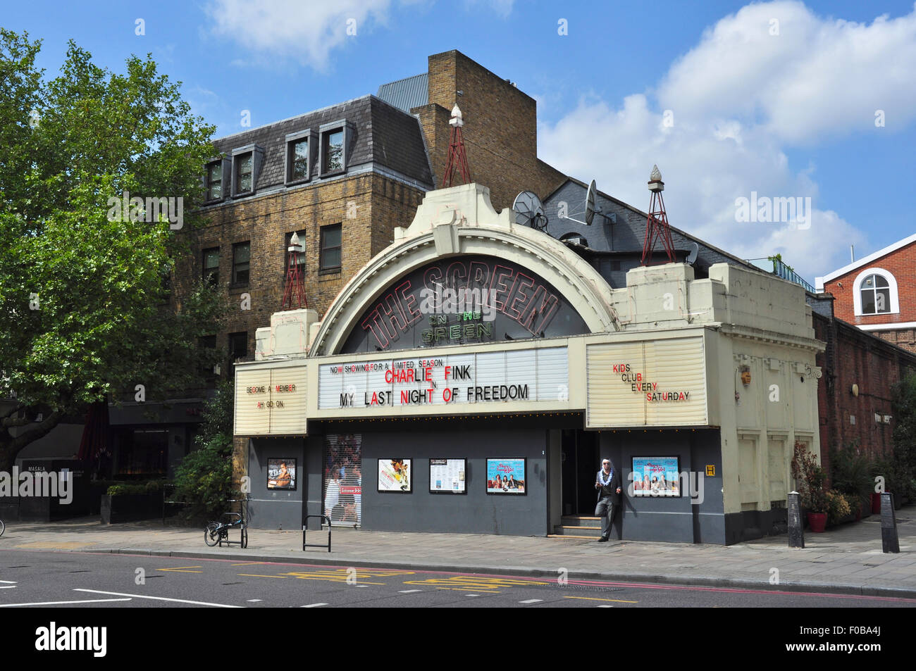 Islington upper street hi-res stock photography and images - Alamy