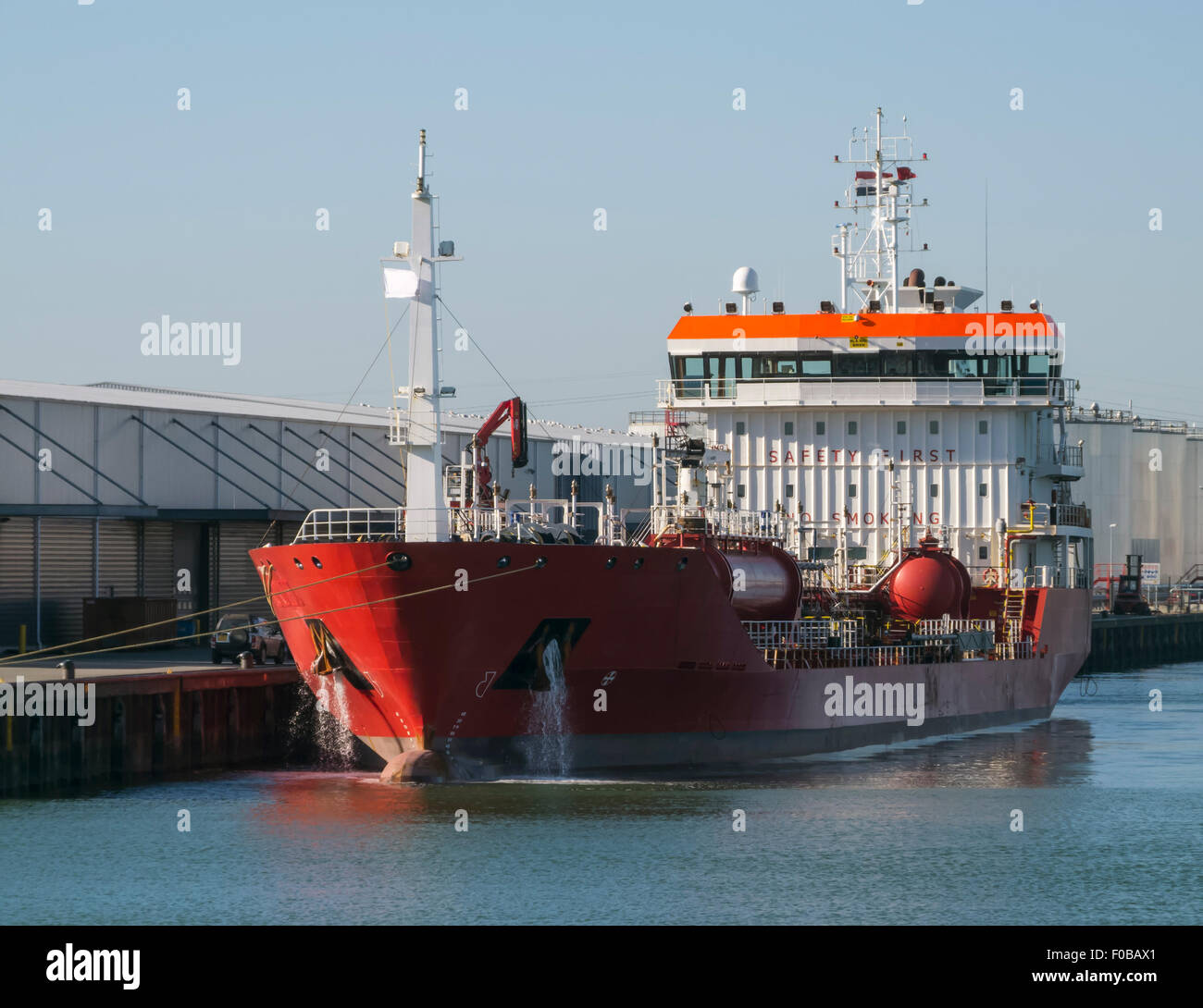 Oil Tanker Stock Photos & Oil Tanker Stock Images - Alamy