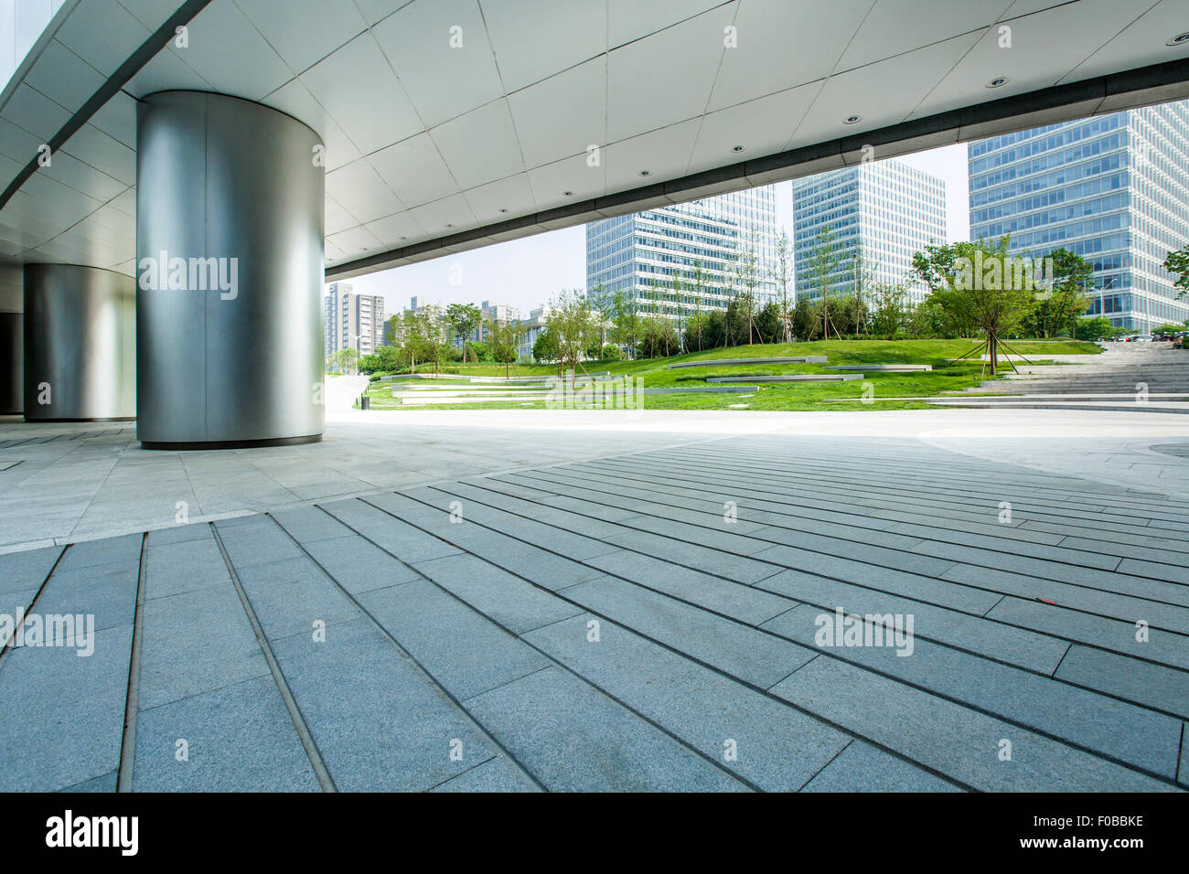 Beijing office building entrance hi-res stock photography and images ...