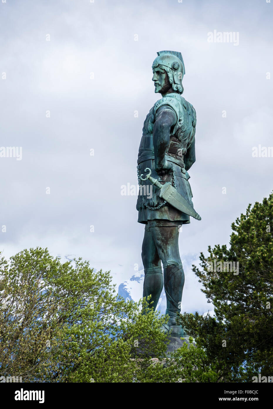 Bronze statue frithiof vangsnes sognefjord hi-res stock photography and ...