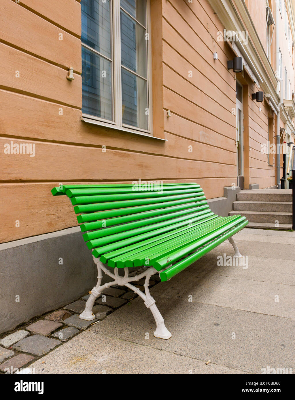 Bench pavement hi-res stock photography and images - Alamy