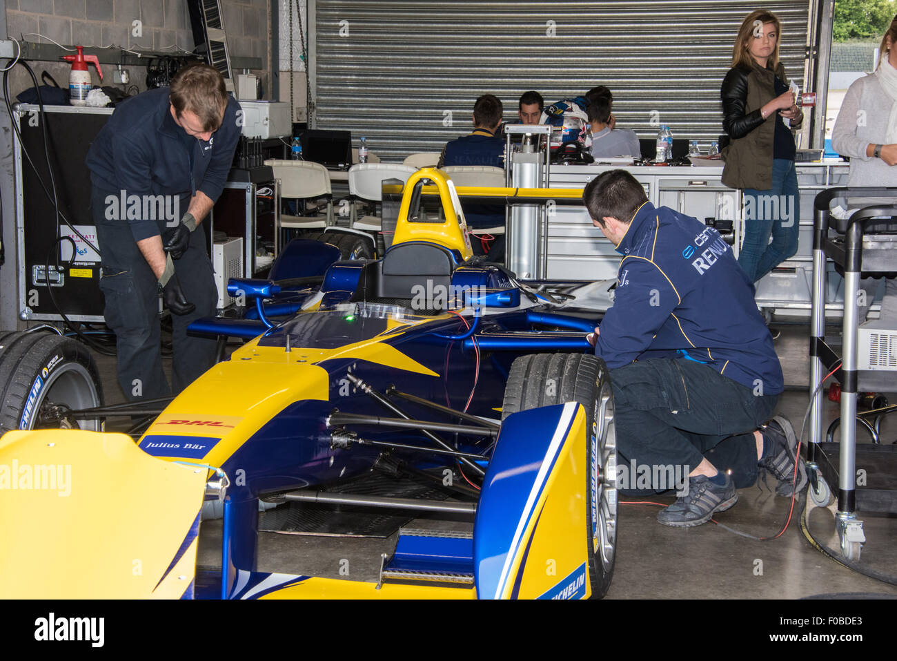 Mclaren pit crew hi-res stock photography and images - Alamy