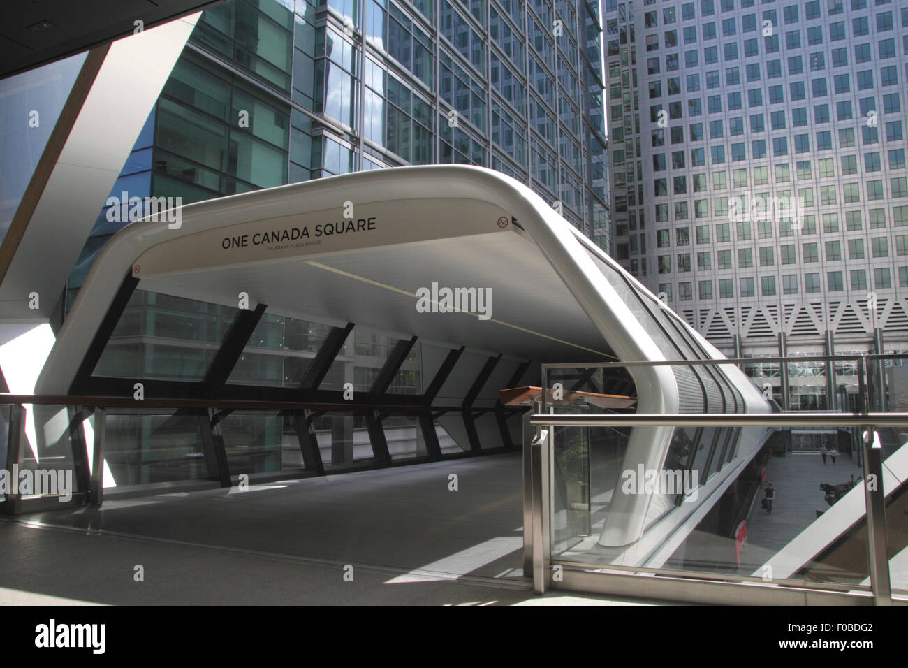 Adams Plaza Bridge to Crossrail Place Canary Wharf London 2015 Stock ...