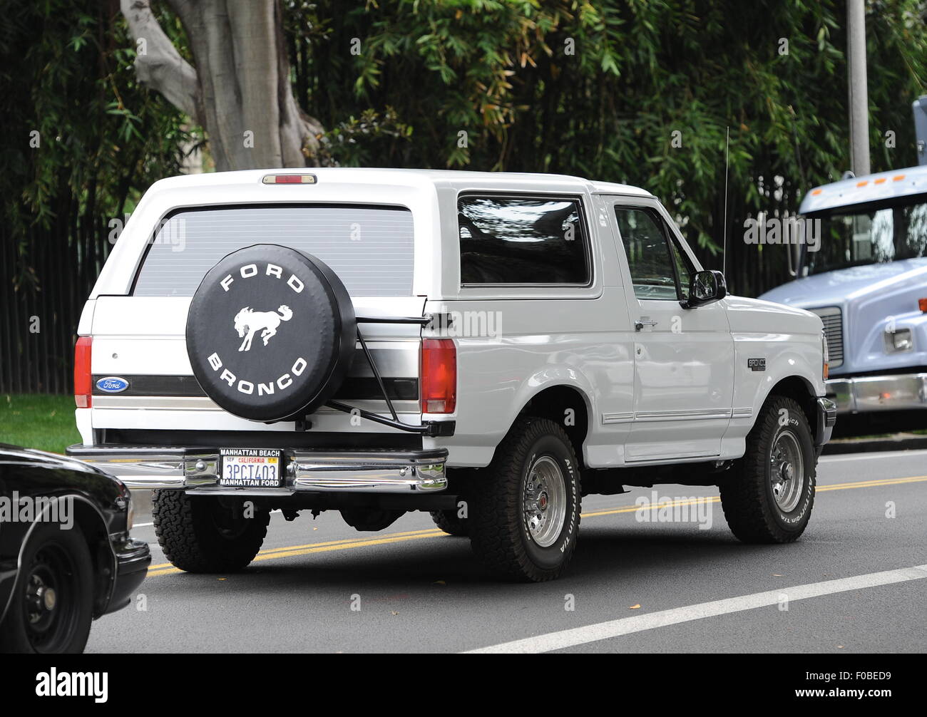 Cuba Gooding Jr filming the famous OJ Simpson car chase for 'American ...