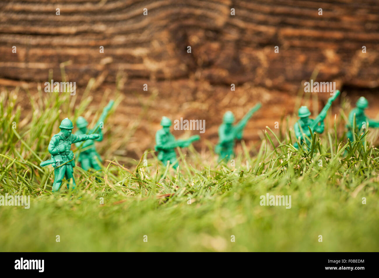 Plastic toy soldiers hi-res stock photography and images - Alamy
