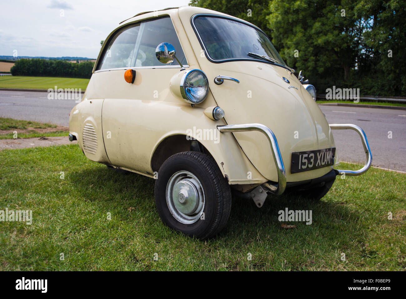 Three wheel car Stock Photo - Alamy