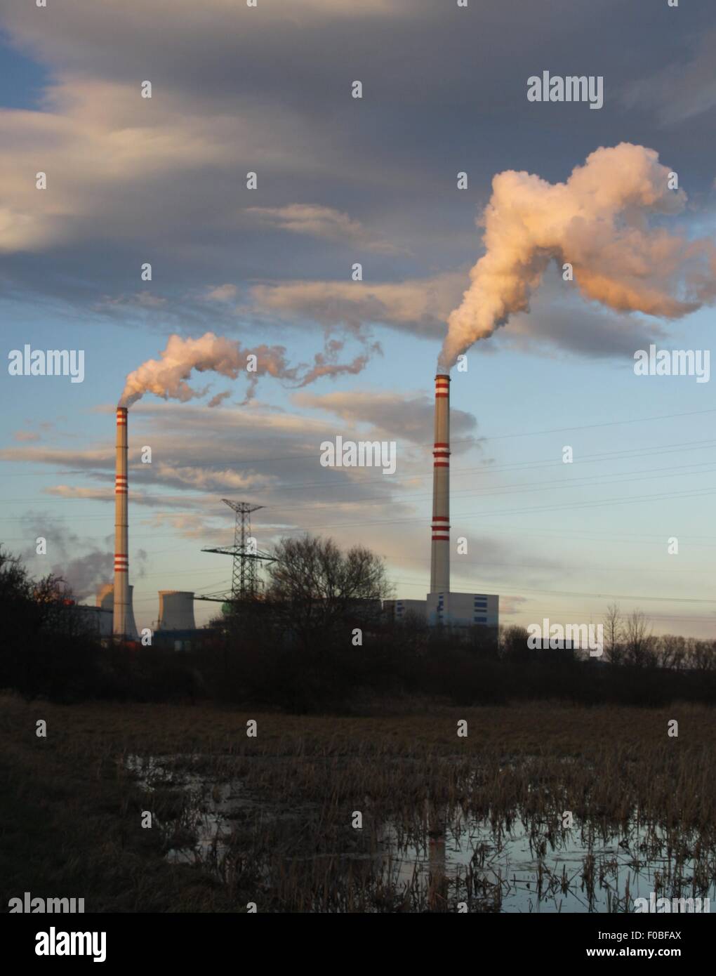 Power plant stacks hi-res stock photography and images - Alamy