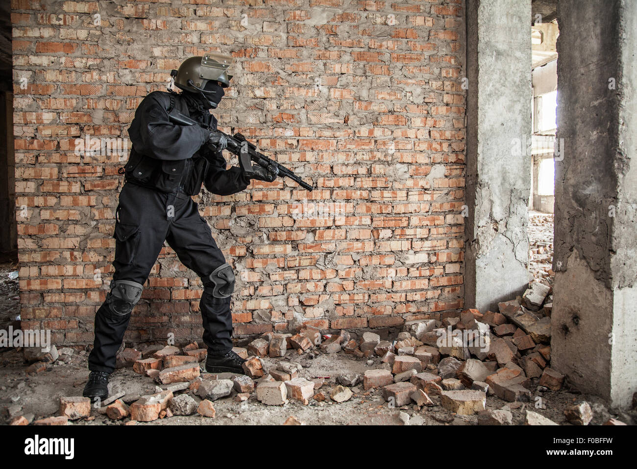 Special forces operator Stock Photo - Alamy