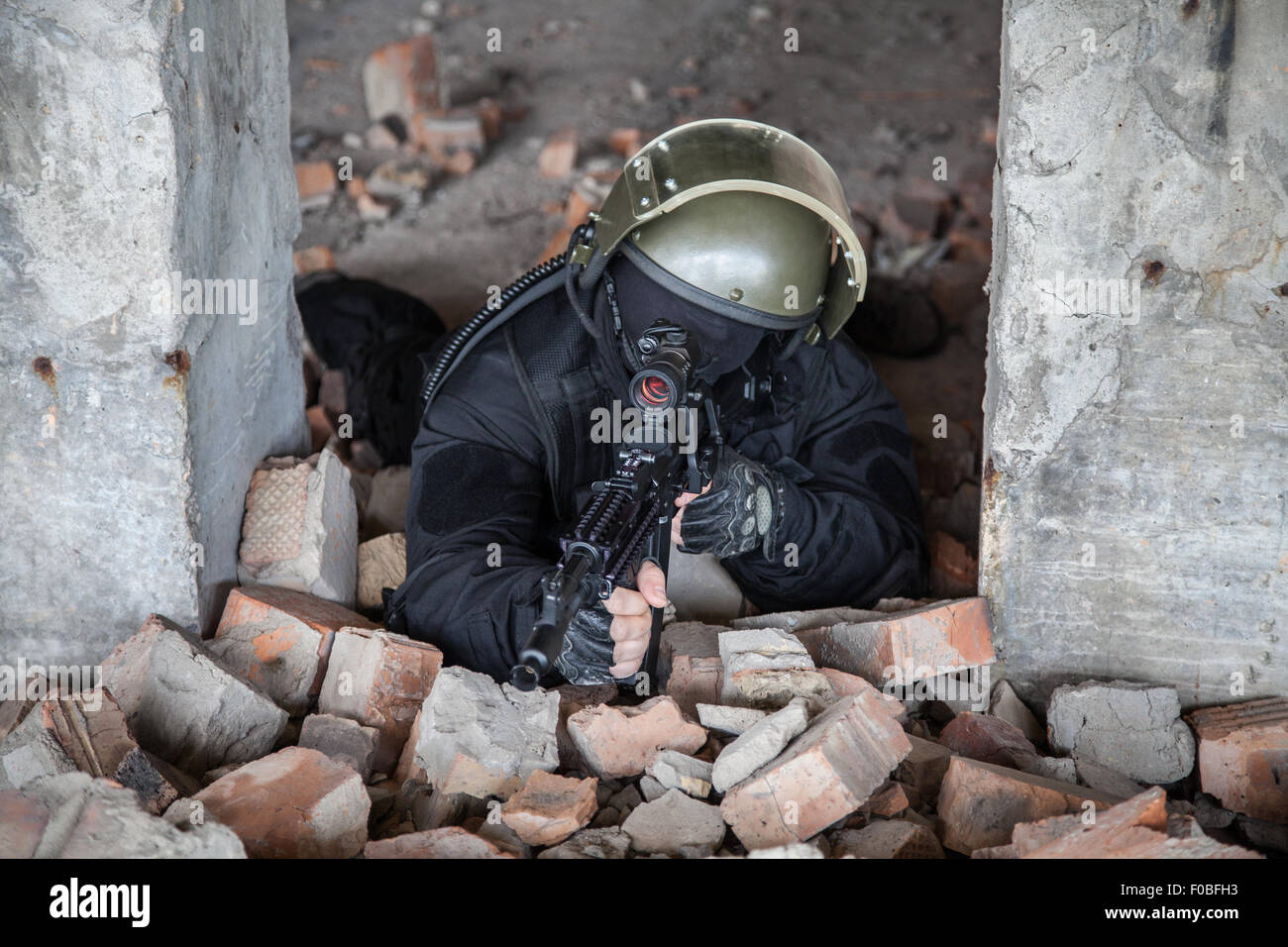 Special forces operator Stock Photo - Alamy