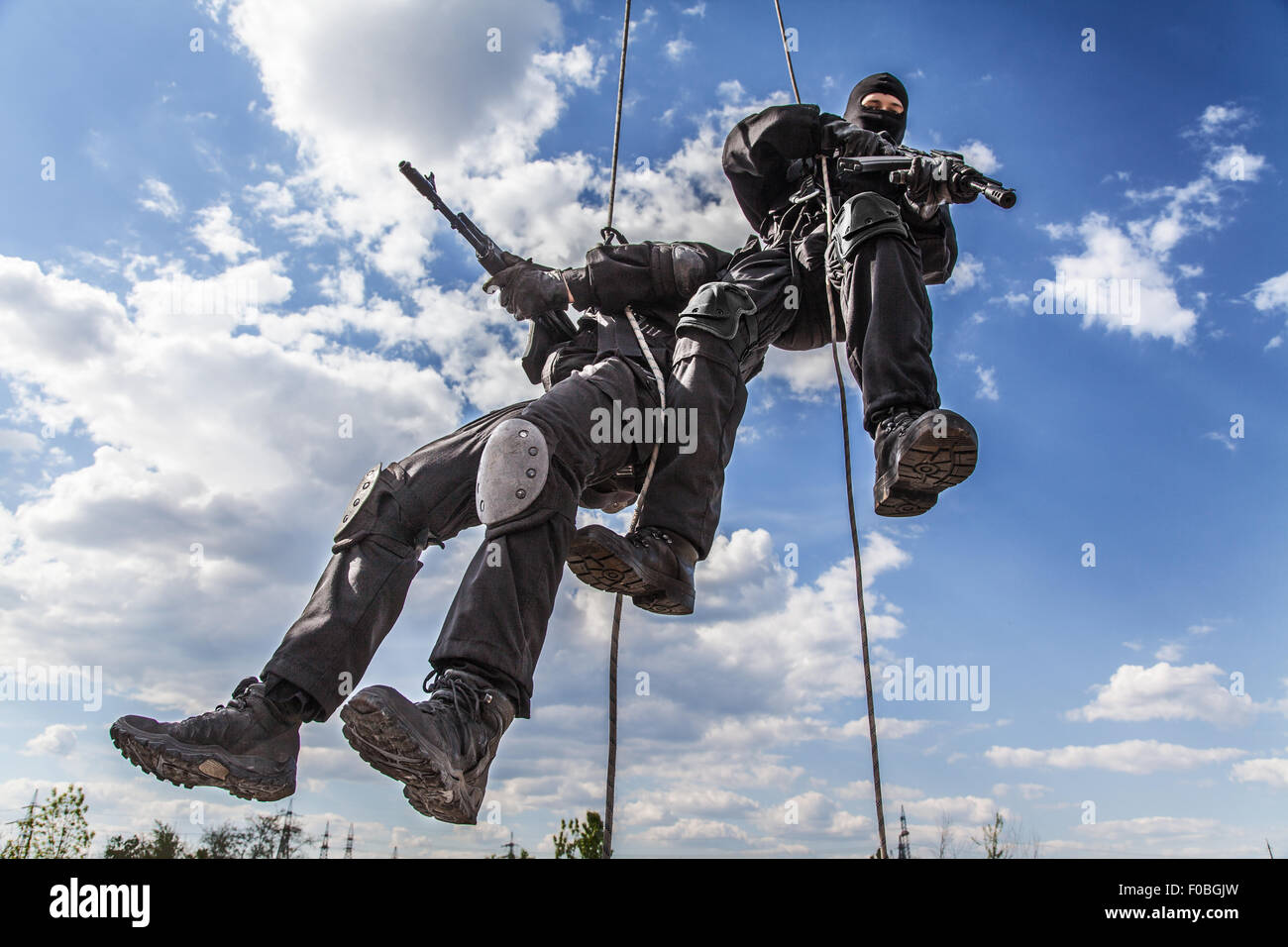 Swat rope hi-res stock photography and images - Alamy
