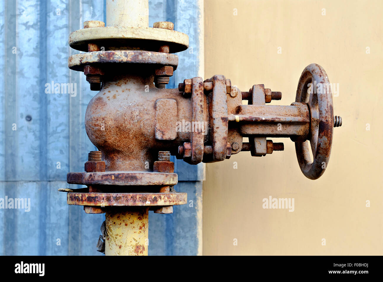Rusty valve. Industrial gas equipment Stock Photo - Alamy