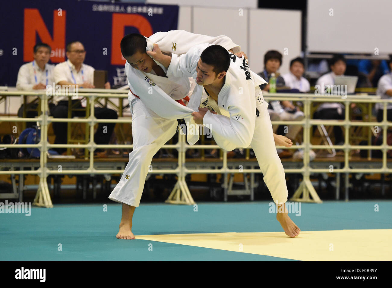 Nara, Japan. 10th Aug, 2015. (L-R) Ryuta Ishikawa, Kentaro Iida Judo : Inter-Highschool Judo ...
