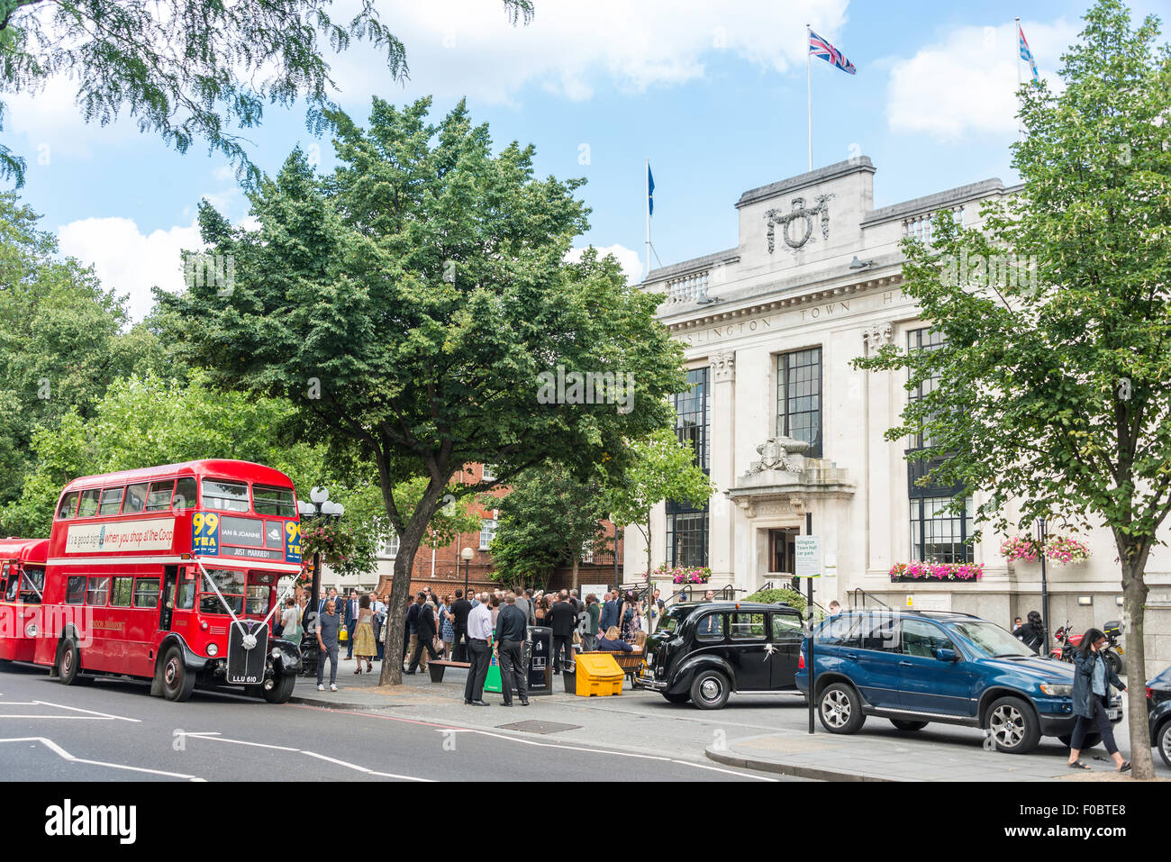 Wedding ceremony at Islington Town Hall, Upper Street, Islington ...