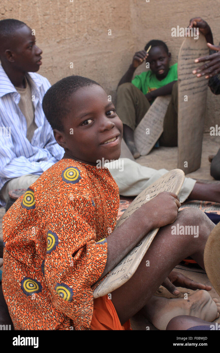 Mali family poor hi-res stock photography and images - Alamy