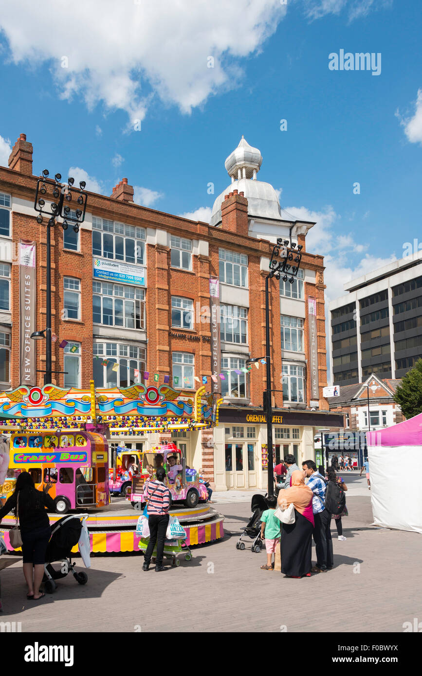 Hounslow High Street Stock Photos & Hounslow High Street Stock Images ...