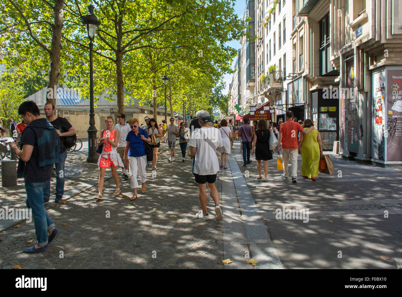 Paris, France, Large Crowd people, Tourists Walking, Street Scene ...