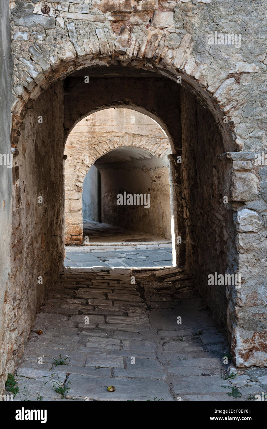 A medieval maze hi-res stock photography and images - Alamy