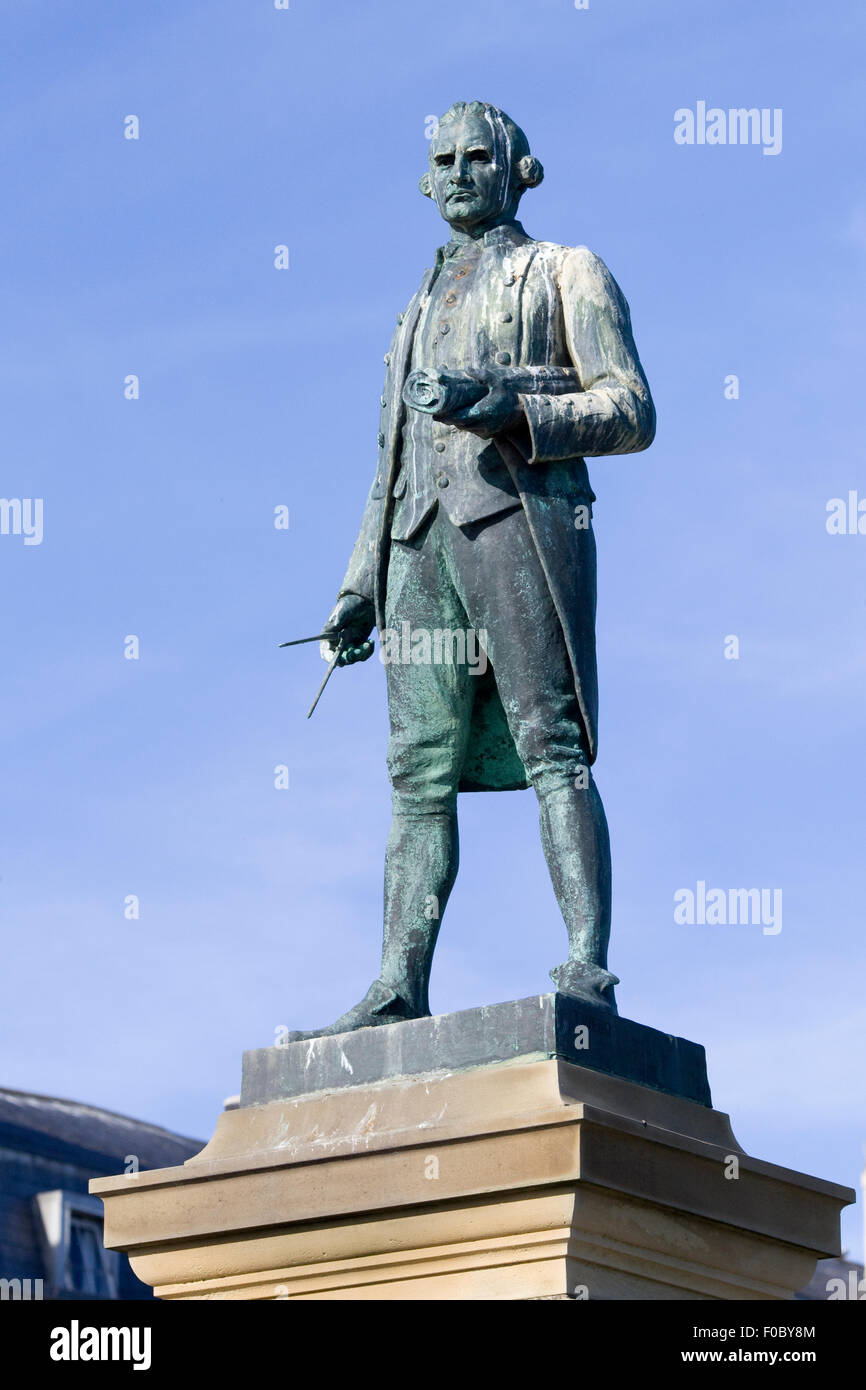 Whitby monument hi-res stock photography and images - Alamy