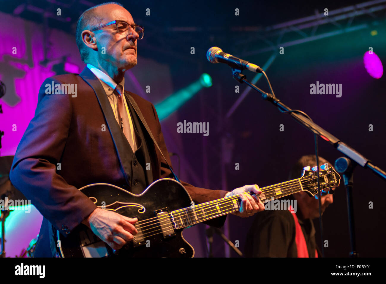 Andy Fairweather Low at Wickham Festival 060815 Stock Photo - Alamy
