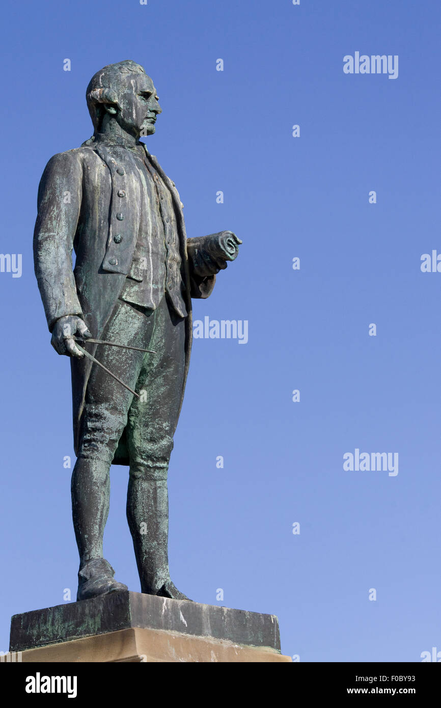 Whitby statues High Resolution Stock Photography and Images - Alamy