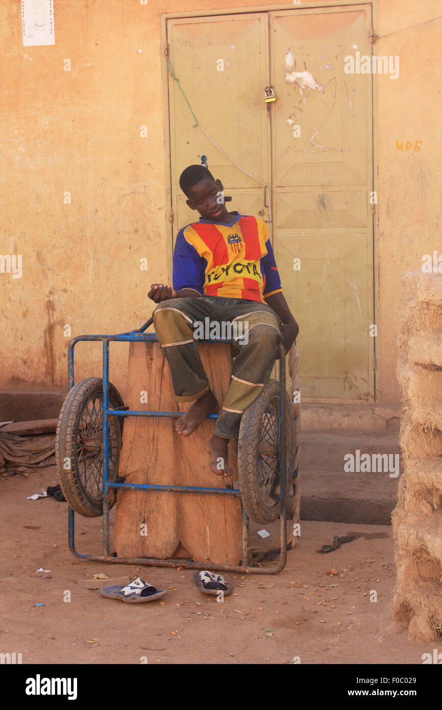 Poor boy is sleeping hi-res stock photography and images - Alamy