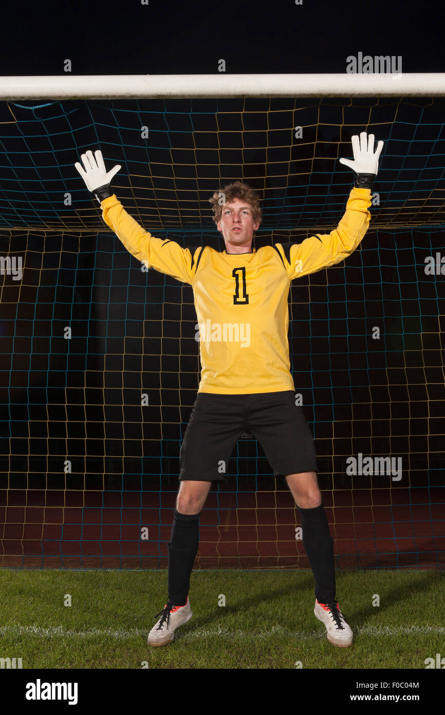 Defending hi-res stock photography and images - Alamy