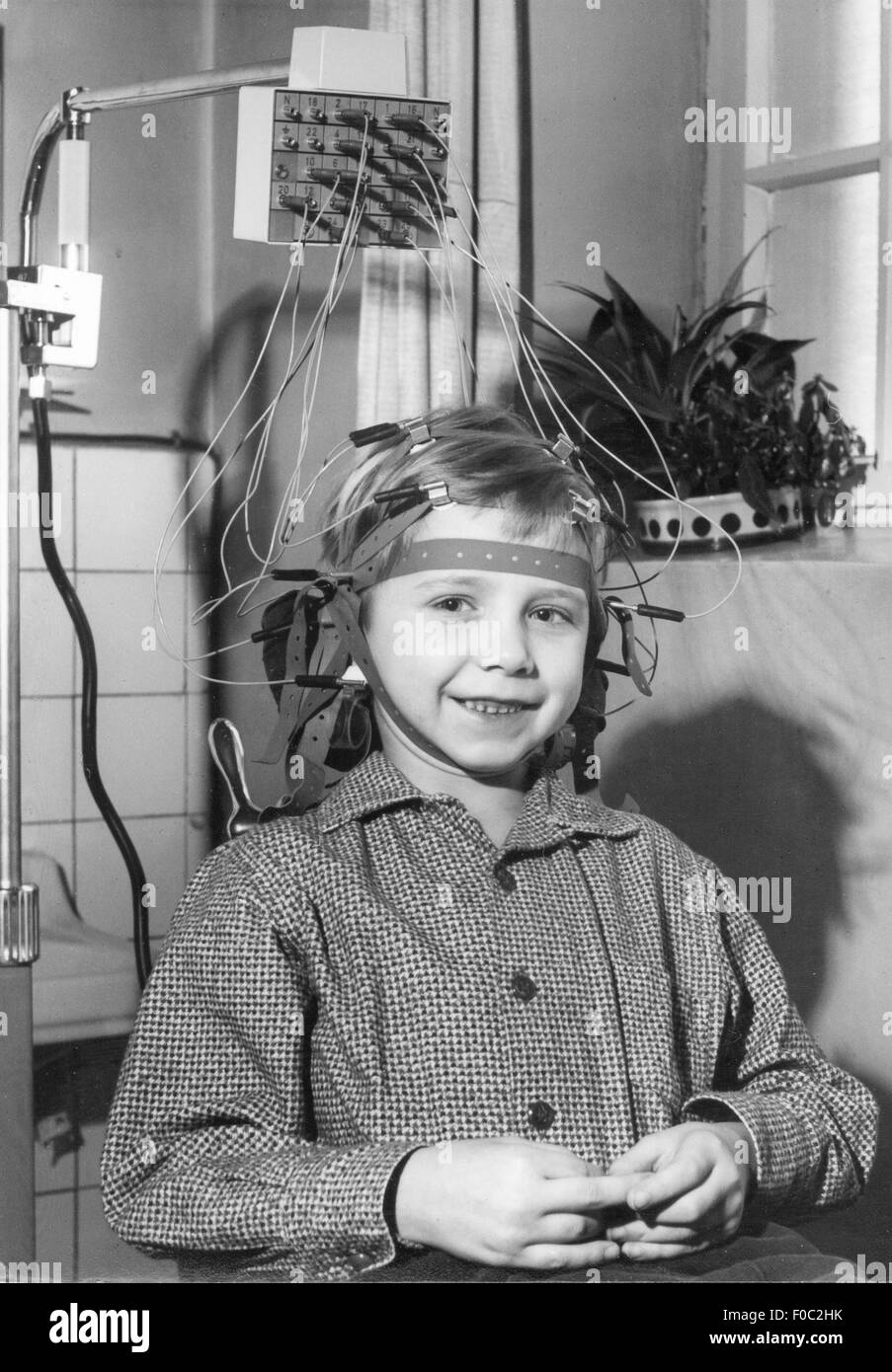 1960s eeg Black and White Stock Photos & Images - Alamy